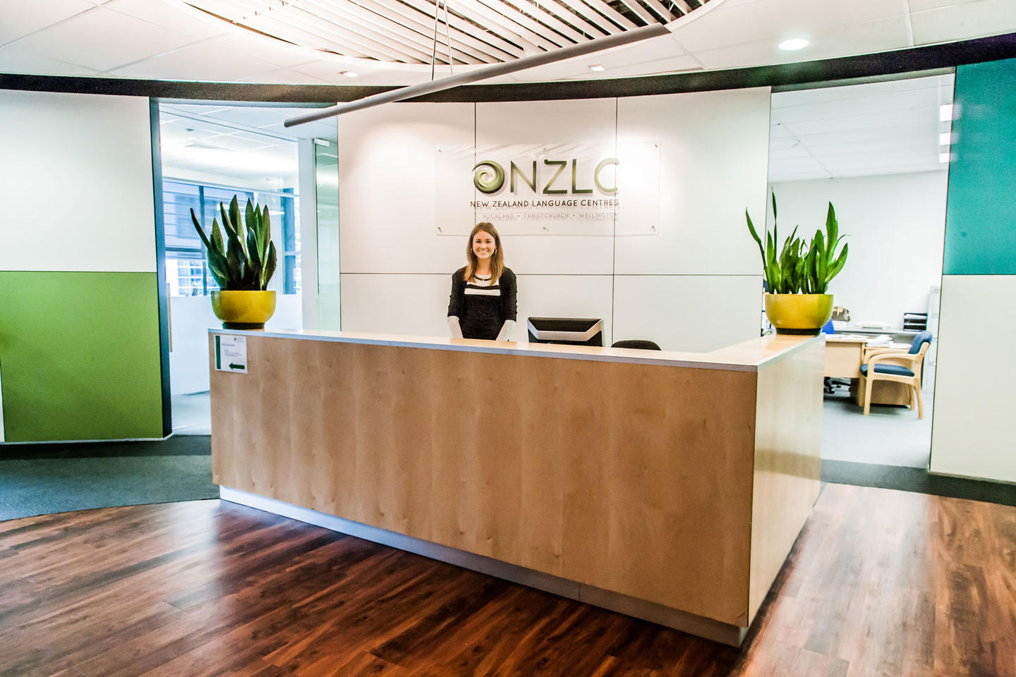 NZLC (New Zealand Language Centres) – 晴朗留学移民